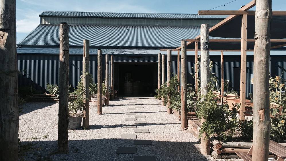 Blue Wren Winery Wedding